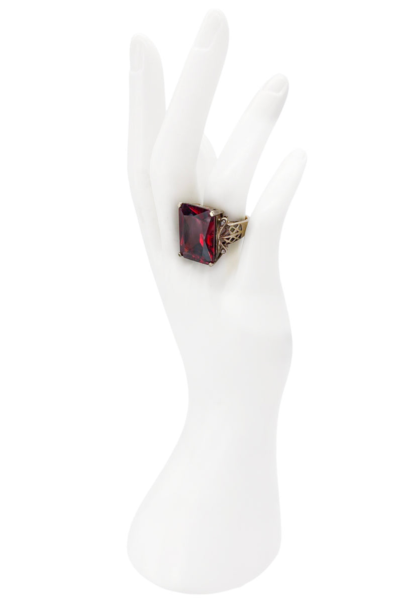 Vintage Ruby Red Square Cocktail Estate Ring – PauméLosAngeles